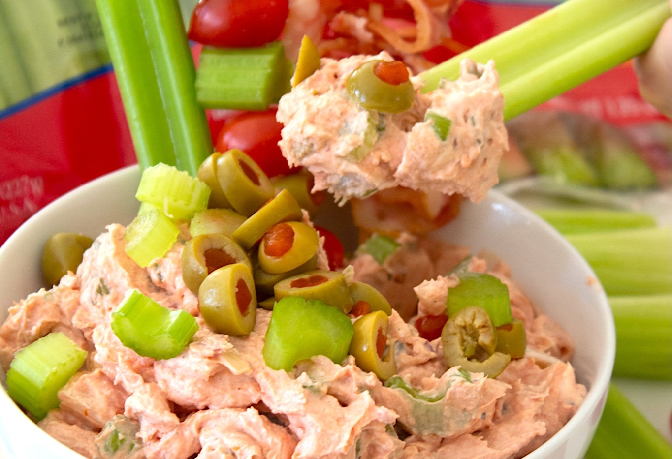 Snack MVP - Dandy Celery Dippers | Duda Farm Fresh Foods